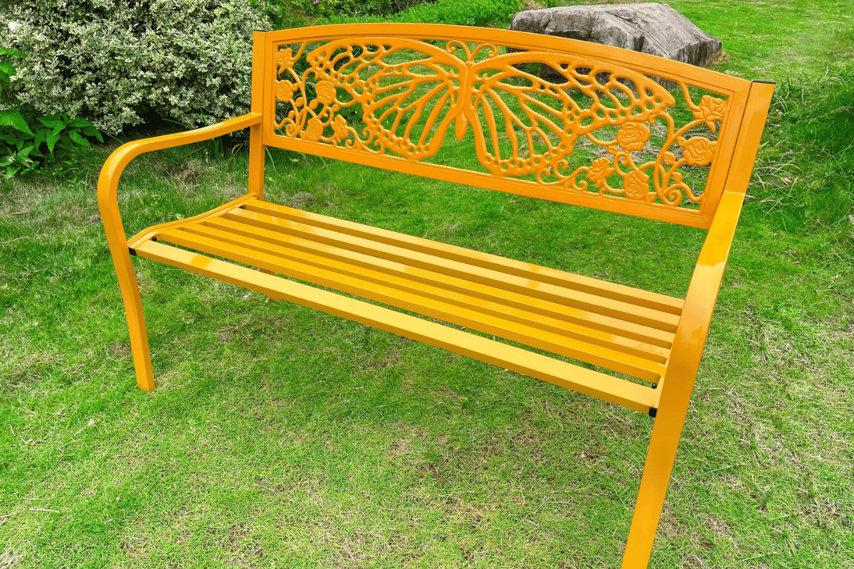 How to Make a Butterfly Bench the Focal Point of Your Outdoor Decor ...