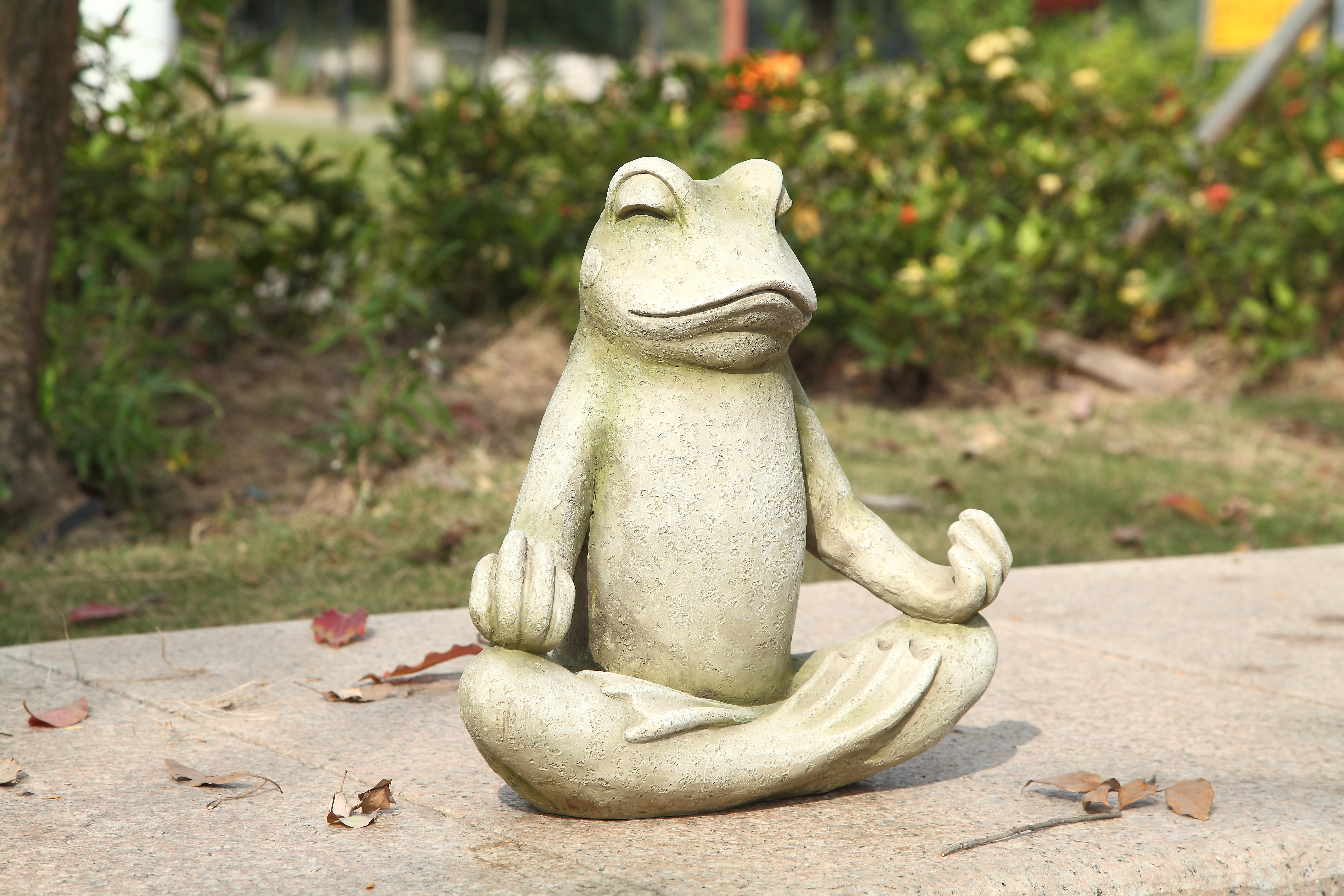Frog Sitting on Lotus Resin Sculpture for Décor – Hi-Line Gift Ltd.