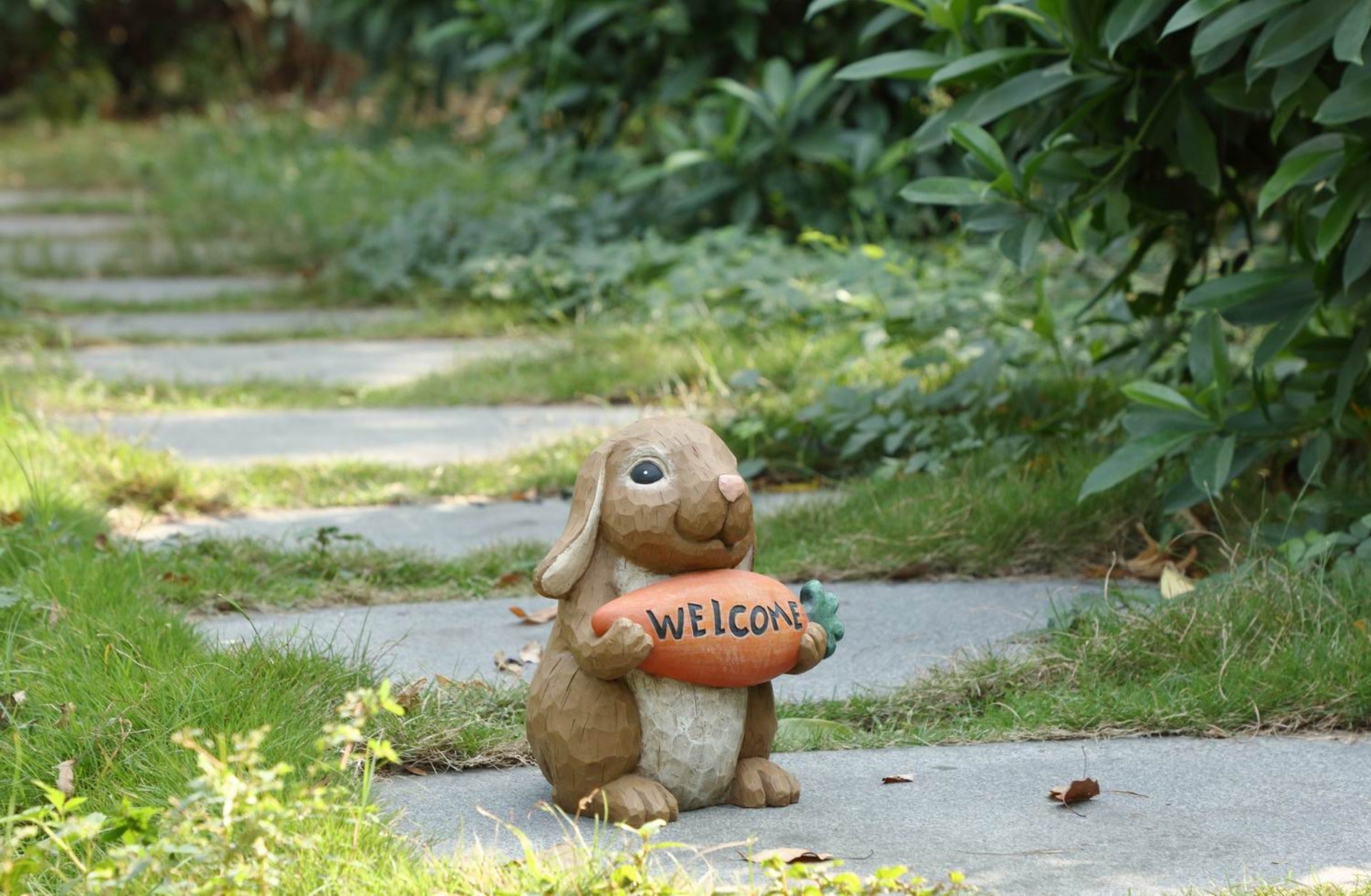 Rabbit with Welcome Sign & Carrot Resin Statue – Hi-Line Gift Ltd.